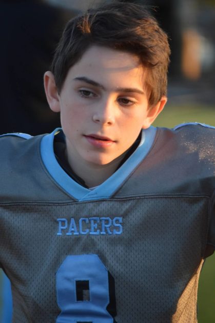 Gold Ribbon Hero Eli W - ACCO